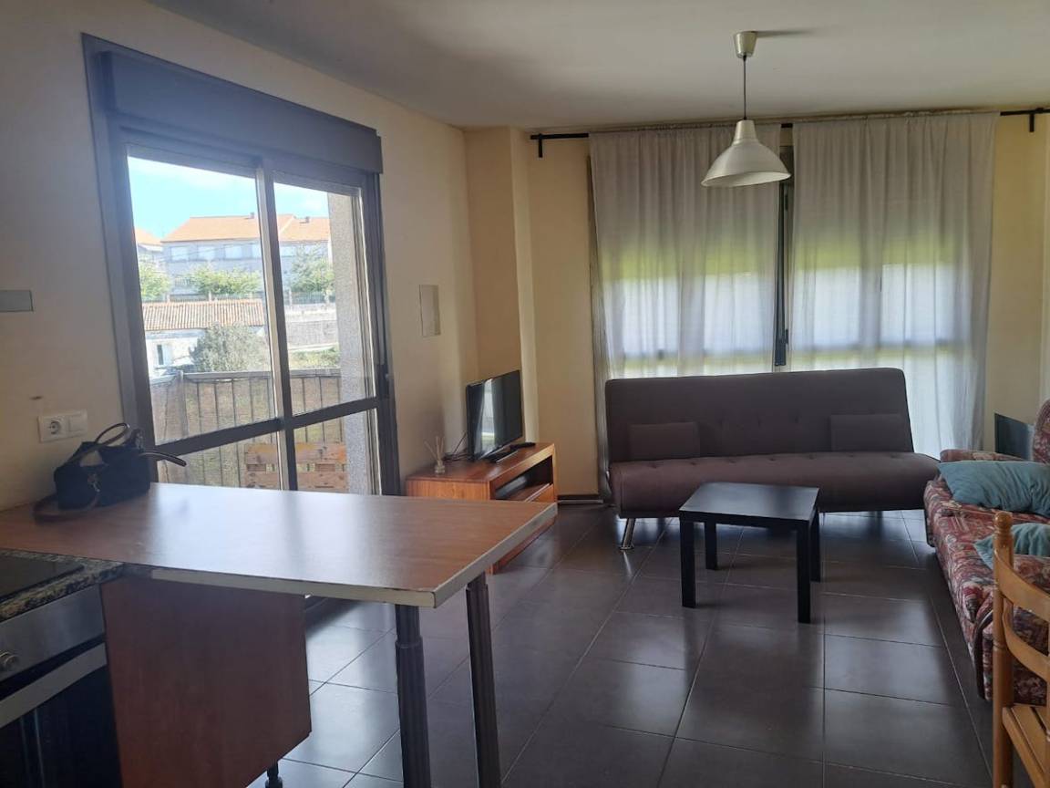 70 M² Apartamento ∙ 2 Habitaciones ∙ 5 Huéspedes - Villagarcía de Arosa