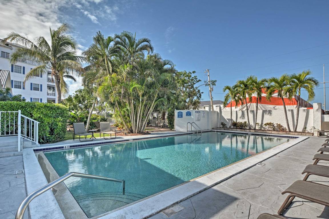 91 M² Apartment ∙ 2 Bedrooms ∙ 6 Guests - Marco Island, FL