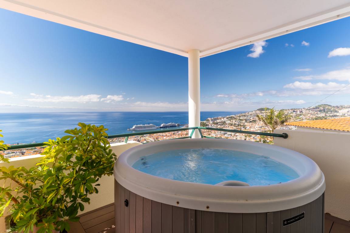 180 M² Apartamento ∙ 2 Habitaciones ∙ 4 Huéspedes - Funchal
