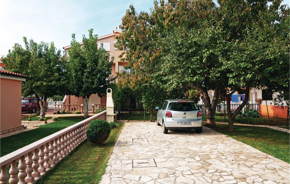 43 M² Ferienwohnung ∙ 2 Schlafzimmer ∙ 5 Gäste - Nin