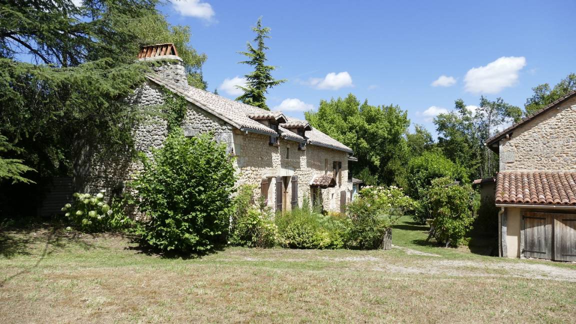190 M² House ∙ 3 Bedrooms ∙ 7 Guests - Bergerac