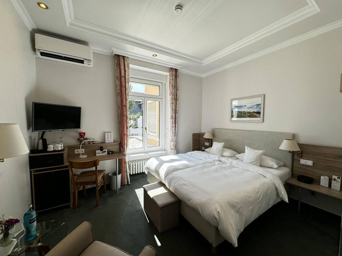 18 M² Hotel ∙ 2 Gäste - Nierstein