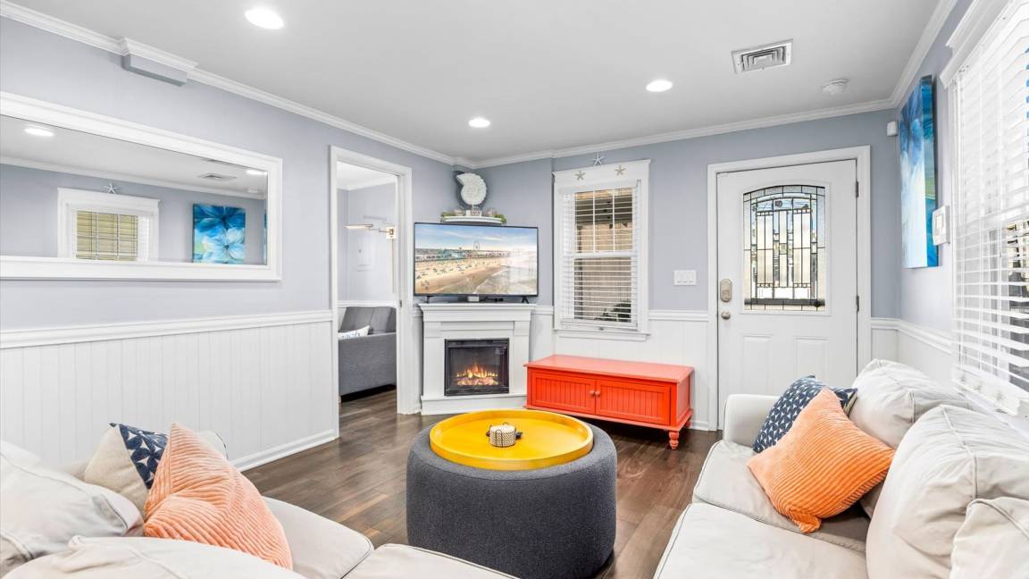 Apartment ∙ 2 Bedrooms ∙ 6 Guests - Ocean City, NJ