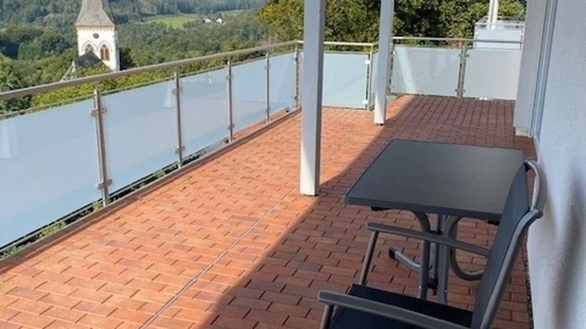 96 M² Apartamento ∙ 2 Habitaciones ∙ 6 Huéspedes - Bielefeld