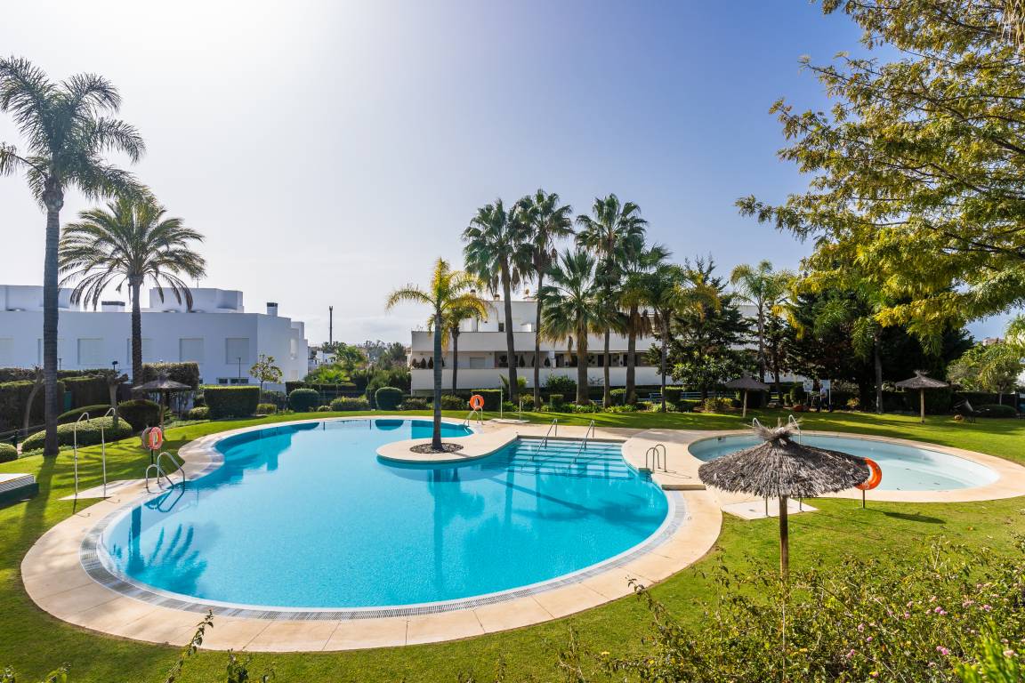 110 M² Ferienhaus ∙ 2 Schlafzimmer ∙ 4 Gäste - Marbella