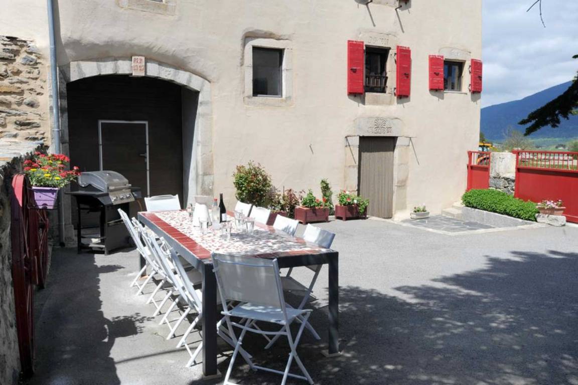 320 M² Gîte ∙ 5 Chambres ∙ 10 Personnes - Pyrénées