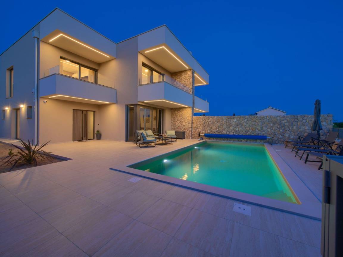160 M² Ferienhaus ∙ 4 Schlafzimmer ∙ 8 Gäste - Cres