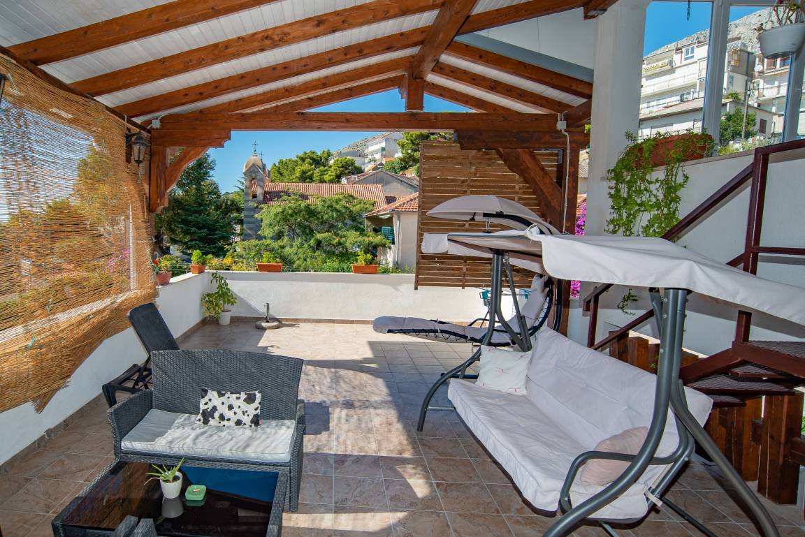 112 M² Ferienwohnung ∙ 3 Schlafzimmer ∙ 9 Gäste - Dugi Rat