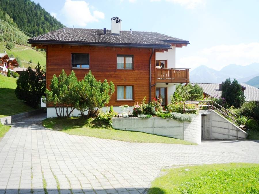 90 M² Ferienwohnung ∙ 2 Schlafzimmer ∙ 6 Gäste - Sedrun