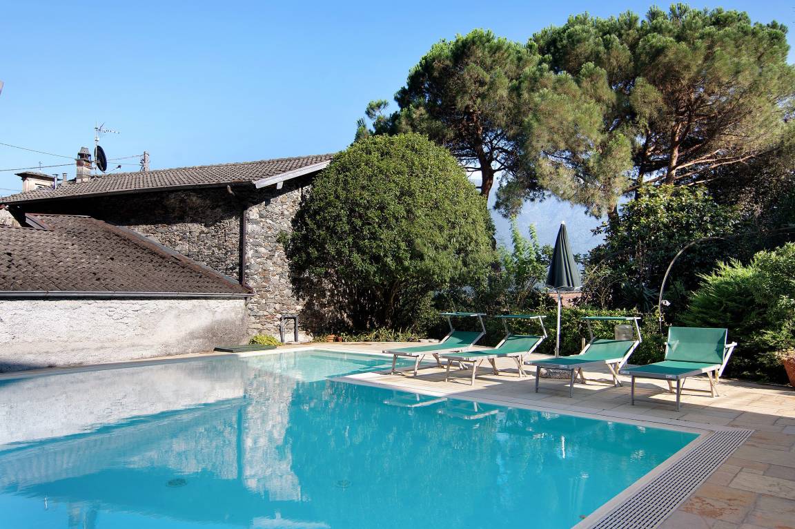 70 M² Ferienhaus ∙ 1 Schlafzimmer ∙ 4 Gäste - Colico