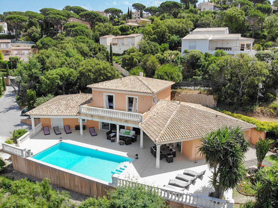 250 M² Villa ∙ 5 Bedrooms ∙ 10 Guests - Saint-Tropez