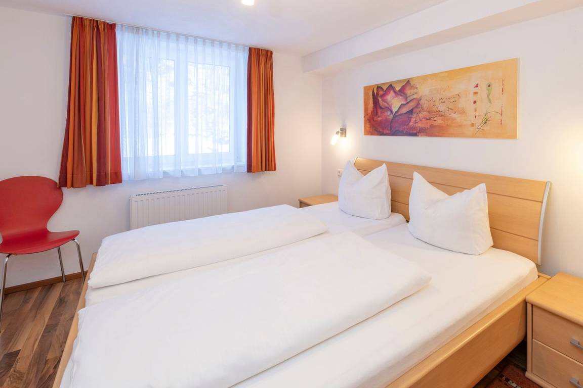 48 M² Ferienwohnung ∙ 2 Schlafzimmer ∙ 4 Gäste - Sankt Antönien
