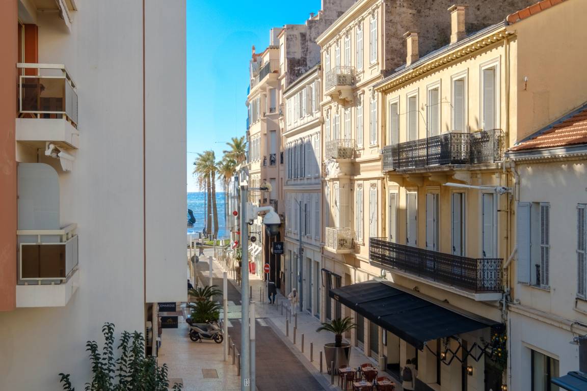 75 M² Appartement ∙ 2 Chambres ∙ 5 Personnes - ibis Cannes Centre