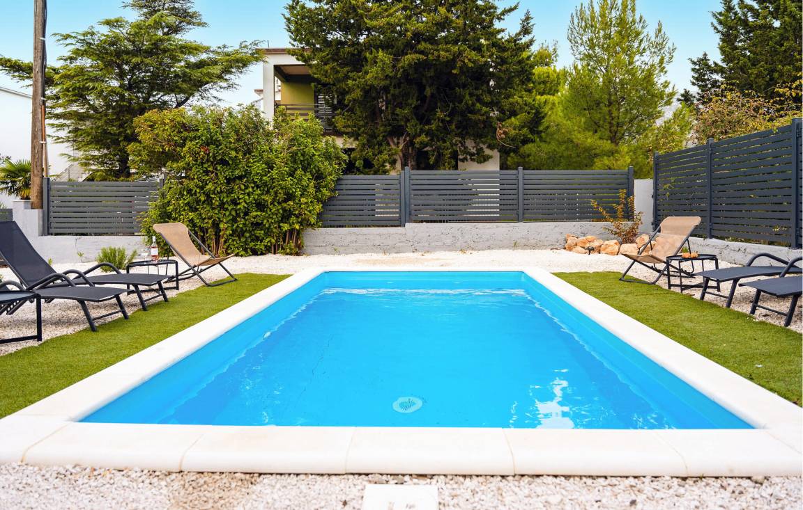 110 M² Ferienhaus ∙ 3 Schlafzimmer ∙ 8 Gäste - Starigrad-Paklenica