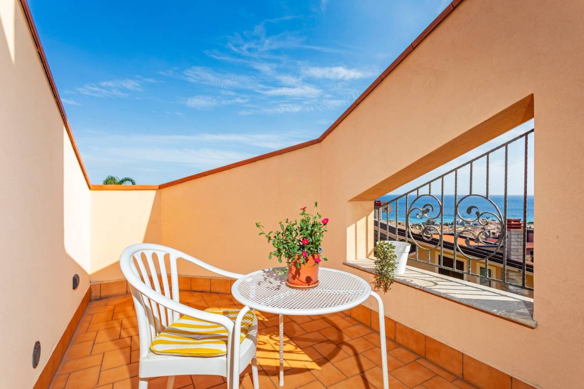 45 M² Casa Vacanza ∙ 1 Camera Da Letto ∙ 2 Ospiti - Nizza di Sicilia