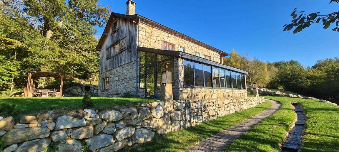 135 M² Mökki ∙ 5 Makuuhuonetta ∙ 11 Vierasta - Ariège