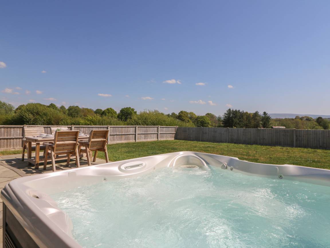 Cottage ∙ 2 Bedrooms ∙ 4 Guests - Llandrindod Wells