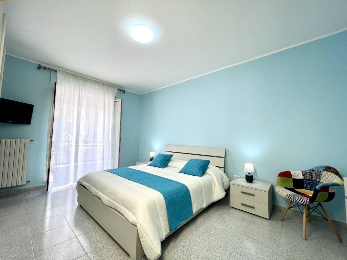 79 M² Appartement ∙ 2 Chambres ∙ 4 Personnes - Manfredonia