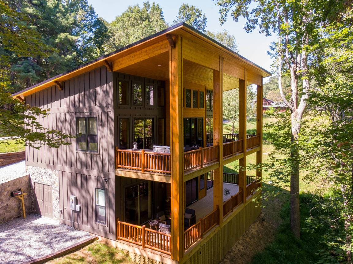 House ∙ 3 Bedrooms ∙ 6 Guests - Mouth of Wilson, VA