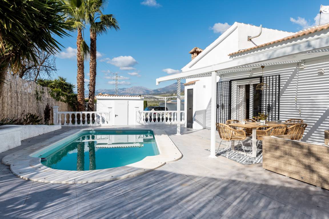 94 M² Ferienhaus ∙ 3 Schlafzimmer ∙ 6 Gäste - Alcaucín