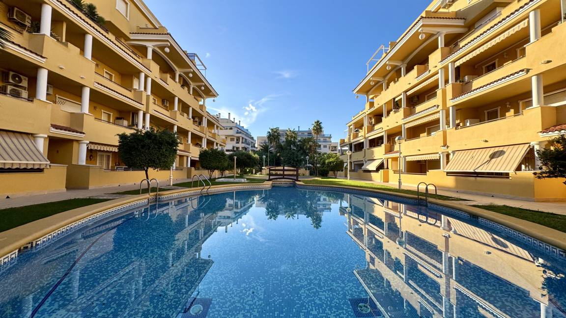 75 M² Appartement ∙ 2 Chambres ∙ 5 Personnes - Dénia