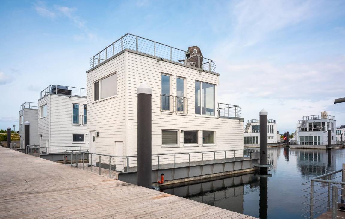 97 M² Péniche ∙ 2 Chambres ∙ 4 Personnes - Schleswig-Holstein