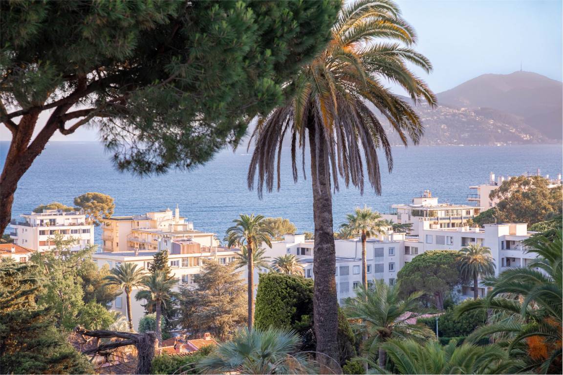 60 M² Apartment ∙ 2 Bedrooms ∙ 6 Guests - Cannes