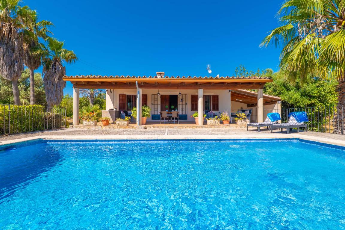 90 M² Villa ∙ 1 Bedroom ∙ 2 Guests - Selva, Islas Baleares, Spain