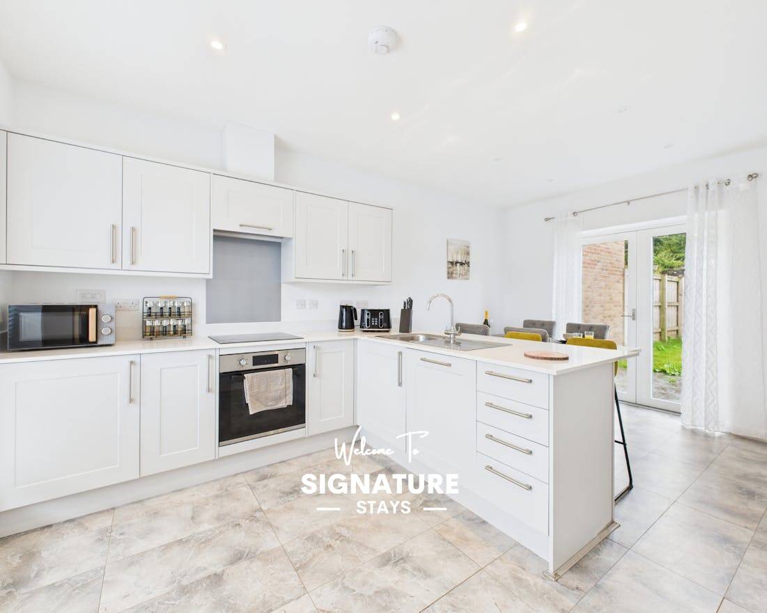 83 M² Dom ∙ 3 Sypialnie ∙ 6 Gości - Helston