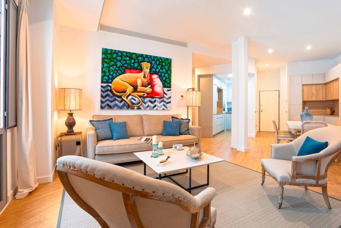 104 M² Apartment ∙ 3 Bedrooms ∙ 7 Guests - Seville