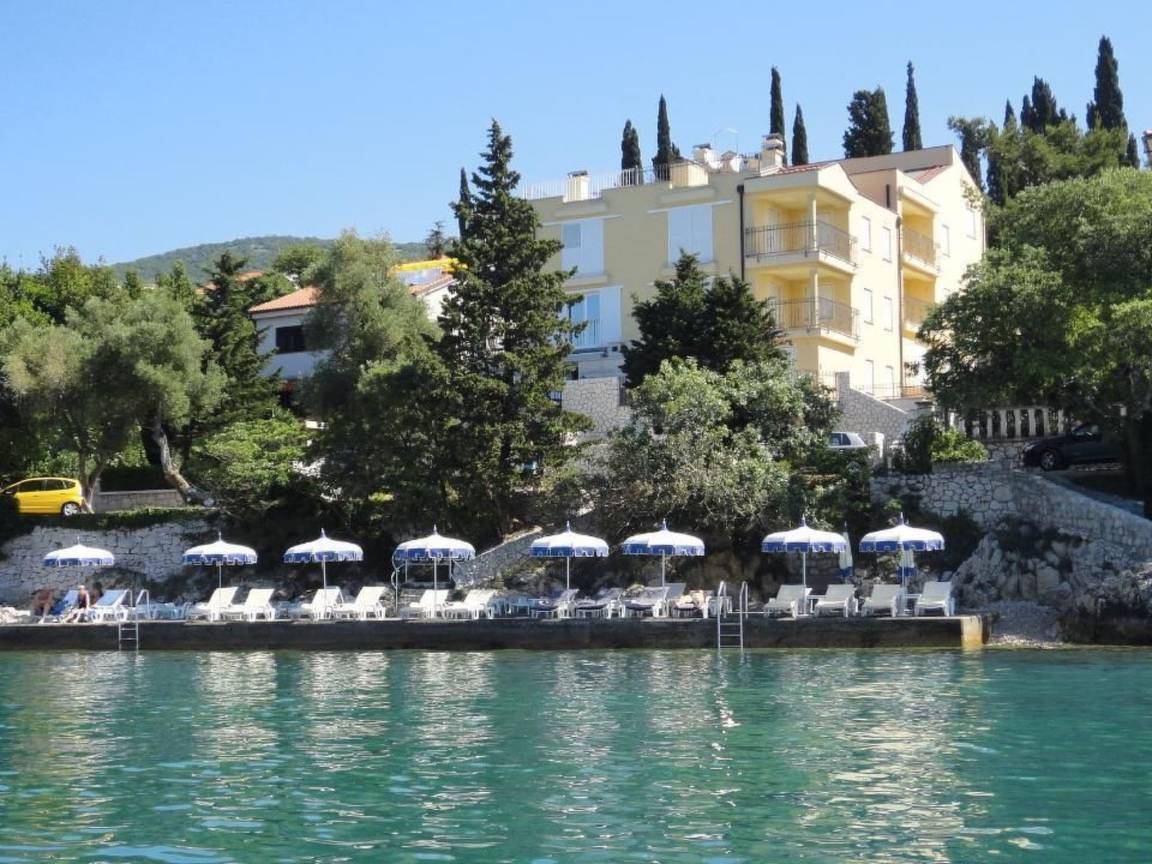 64 M² Appartement ∙ 2 Slaapkamers ∙ 3 Gasten - Crikvenica