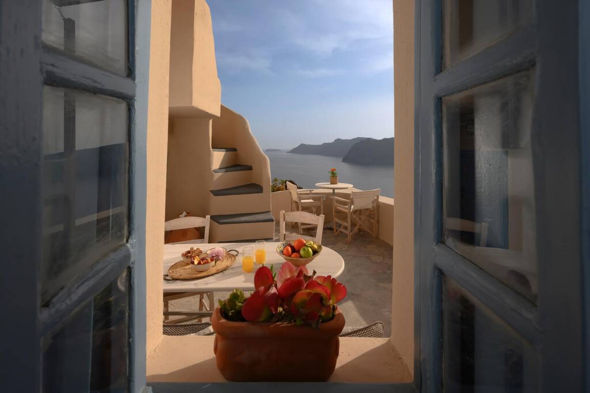 50 M² Villa ∙ 2 Bedrooms ∙ 5 Guests - Oia
