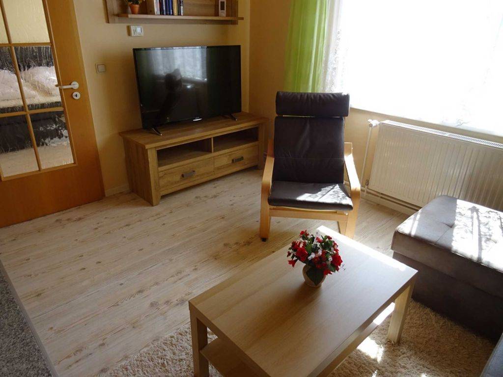 60 M² Ferienhaus ∙ 2 Schlafzimmer ∙ 2 Gäste - Neubrandenburg