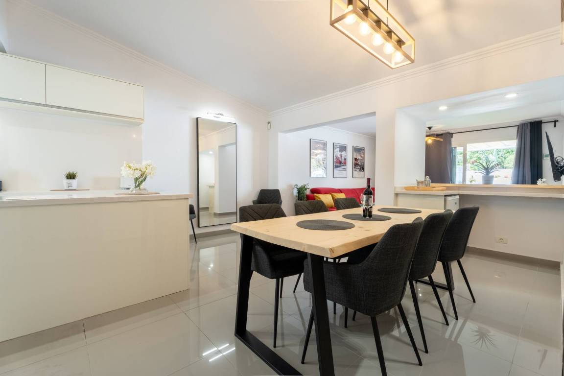 100 M² Maison De Vacances ∙ 4 Chambres ∙ 8 Personnes - Los Cristianos
