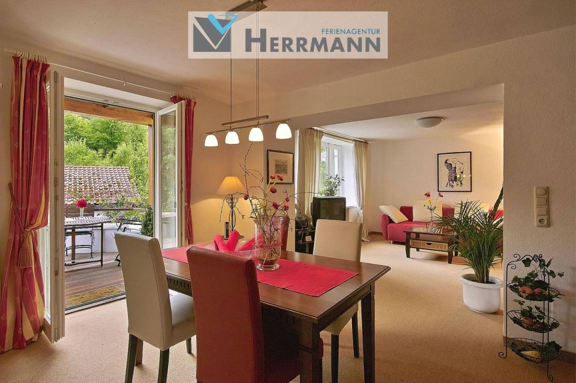 75 M² Apartment ∙ 2 Bedrooms ∙ 4 Guests - Füssen