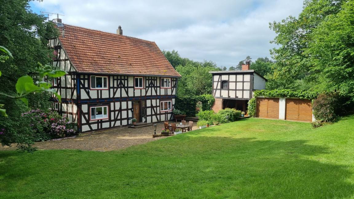 Ferienhaus ∙ 5 Schlafzimmer ∙ 10 Gäste - Stadtallendorf