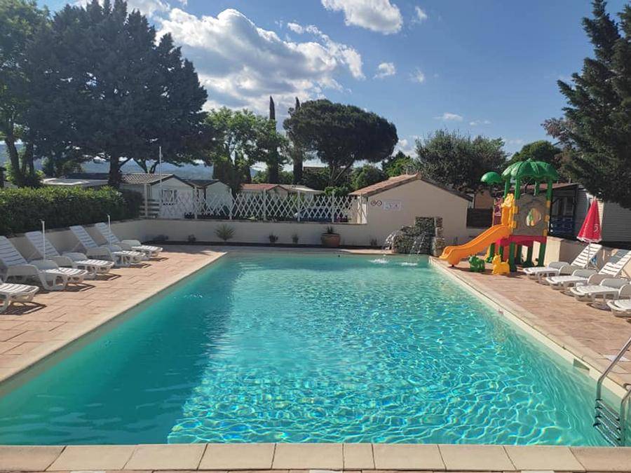 40 M² Camper/roulotte ∙ 2 Camere Da Letto ∙ 6 Ospiti - Anduze