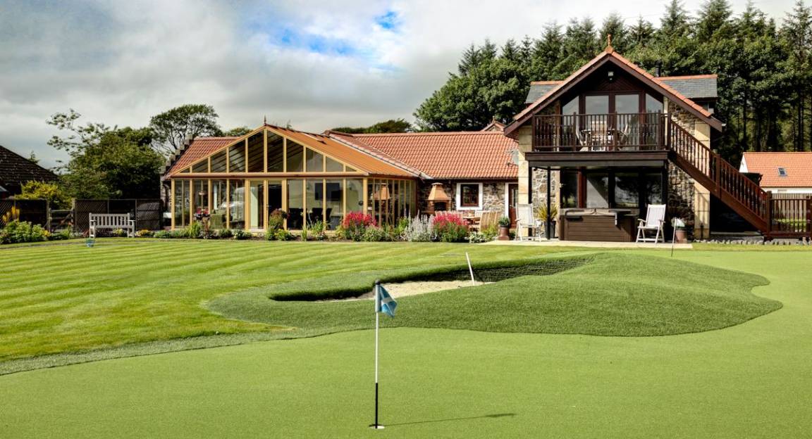 Villa ∙ 5 Bedrooms ∙ 10 Guests - Saint Andrews