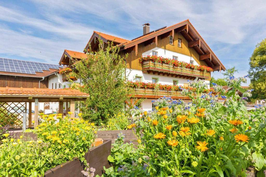 154 M² Apartment ∙ 4 Guests - Chiemsee