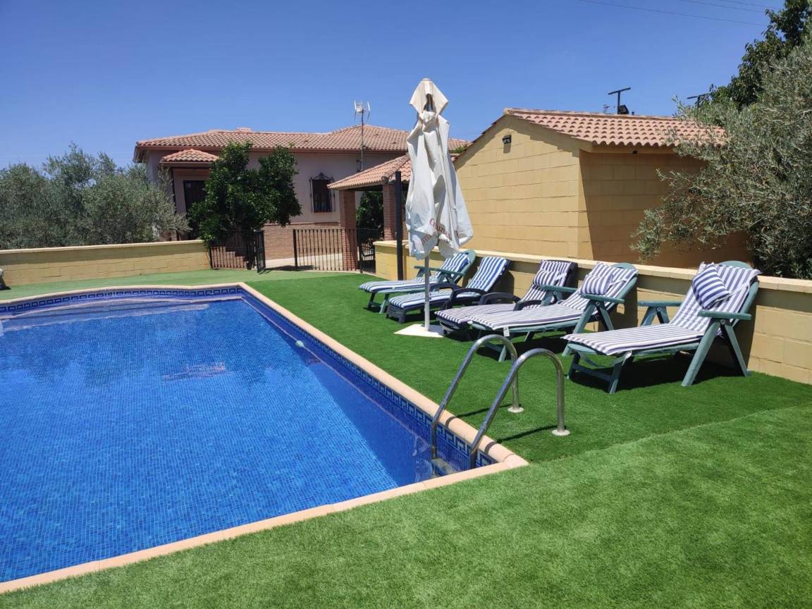 150 M² Apartamento ∙ 3 Habitaciones ∙ 11 Huéspedes - Alcalá del Valle