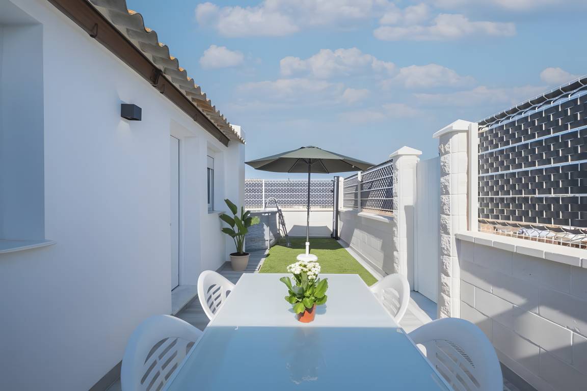 70 M² Ferienhaus ∙ 2 Schlafzimmer ∙ 6 Gäste - Conil de la Frontera