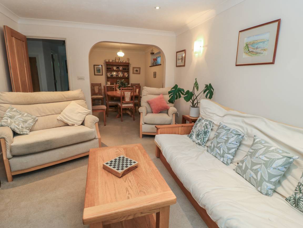 Cottage ∙ 4 Bedrooms ∙ 8 Guests - Wareham