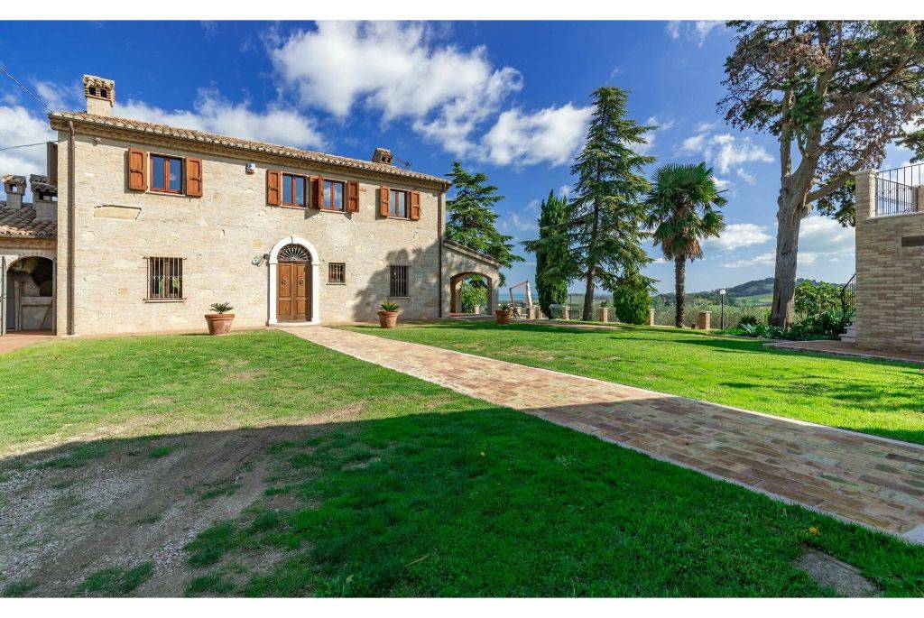 400 M² Villa ∙ 4 Schlafzimmer ∙ 10 Gäste - Pesaro