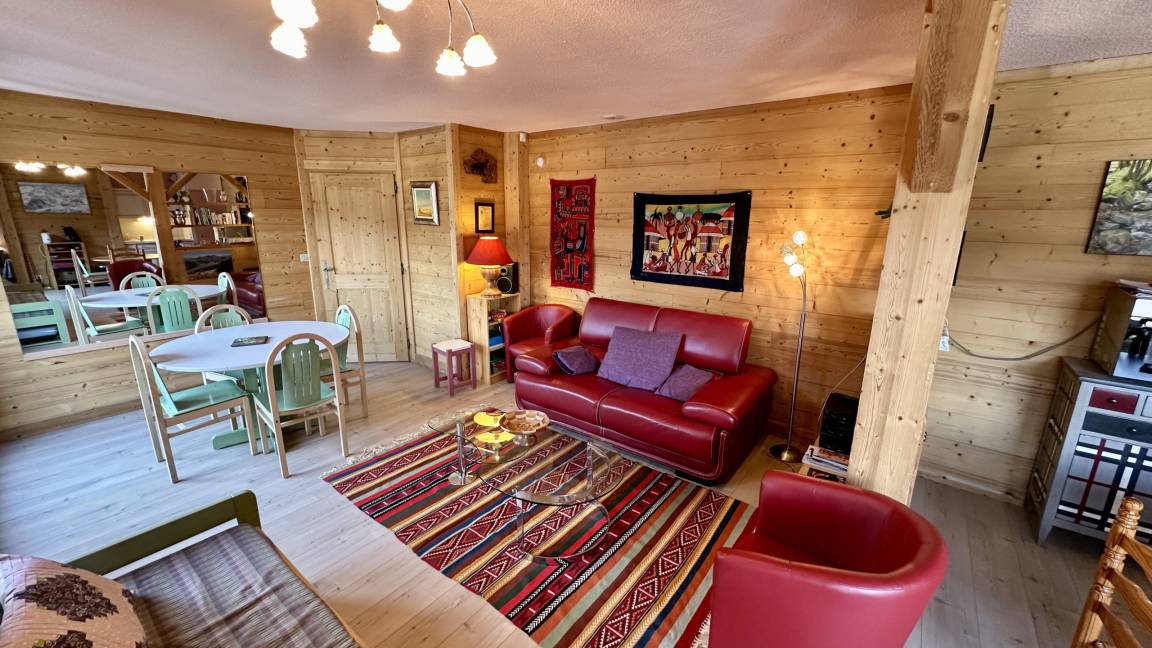 78 M² Appartement ∙ 3 Chambres ∙ 6 Personnes - Besse-et-Saint-Anastaise