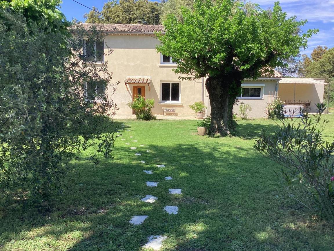 Gîte ∙ 2 Chambres ∙ 6 Personnes - Suze-la-Rousse