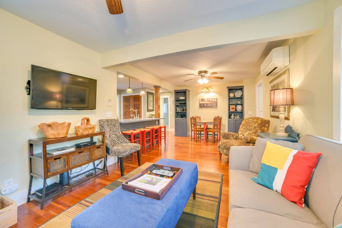 88 M² House ∙ 2 Bedrooms ∙ 4 Guests - Charlevoix, MI