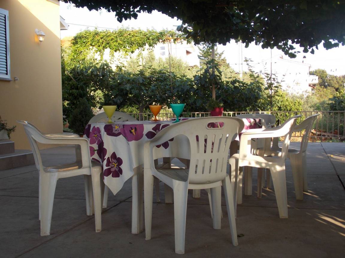 70 M² House ∙ 3 Bedrooms ∙ 8 Guests - Zadar