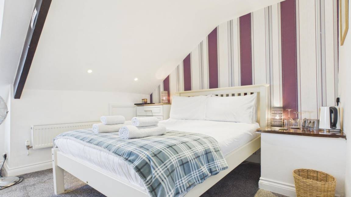 28 M² Villa ∙ 3 Huéspedes - Tenby