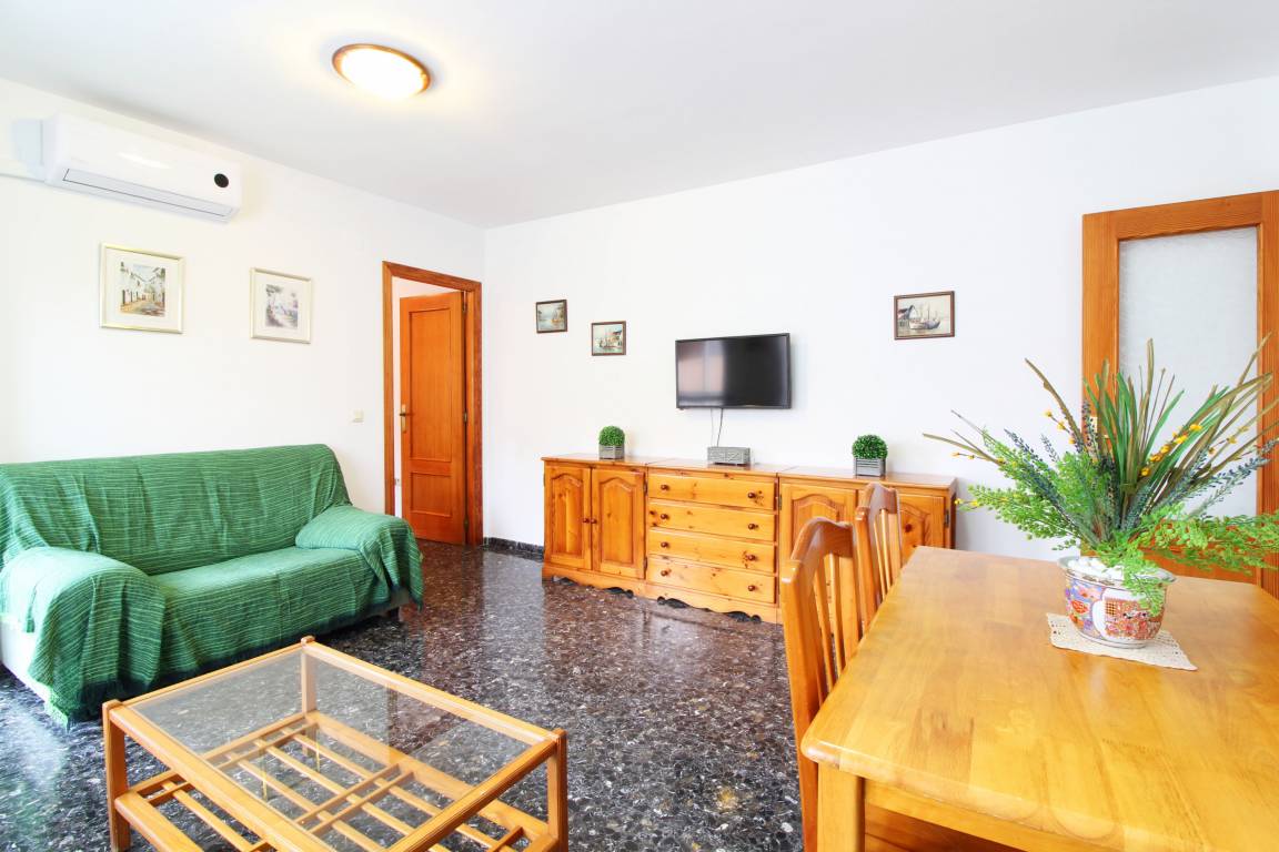 72 M² Apartamento ∙ 2 Habitaciones ∙ 4 Huéspedes - Sagunto