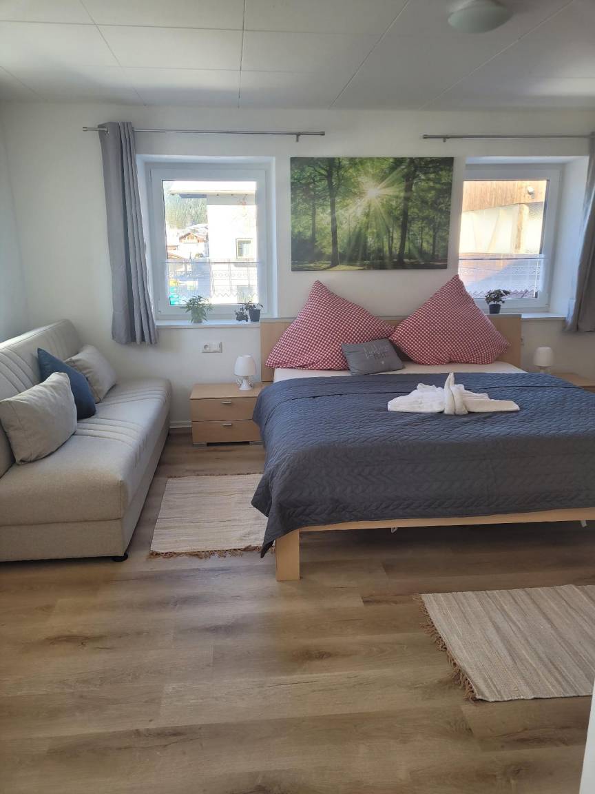 100 M² Ferienwohnung ∙ 3 Schlafzimmer ∙ 9 Gäste - Tannheimer Tal